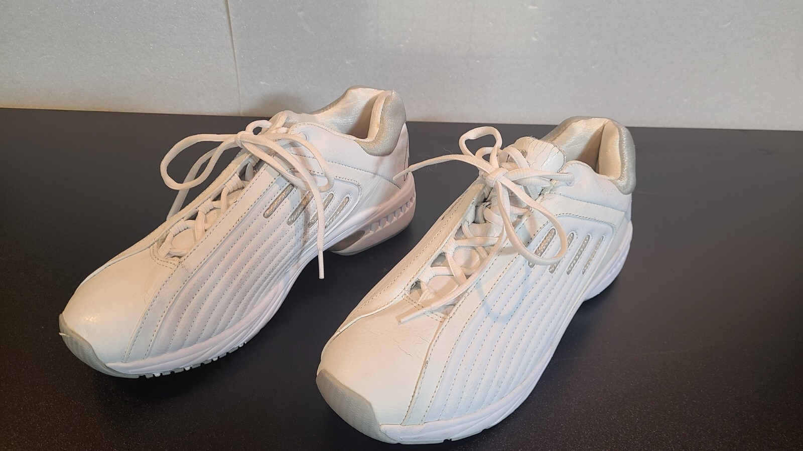 Men's SHAQ White Leather Basketball Shoes Size 10.5 u… - Gem