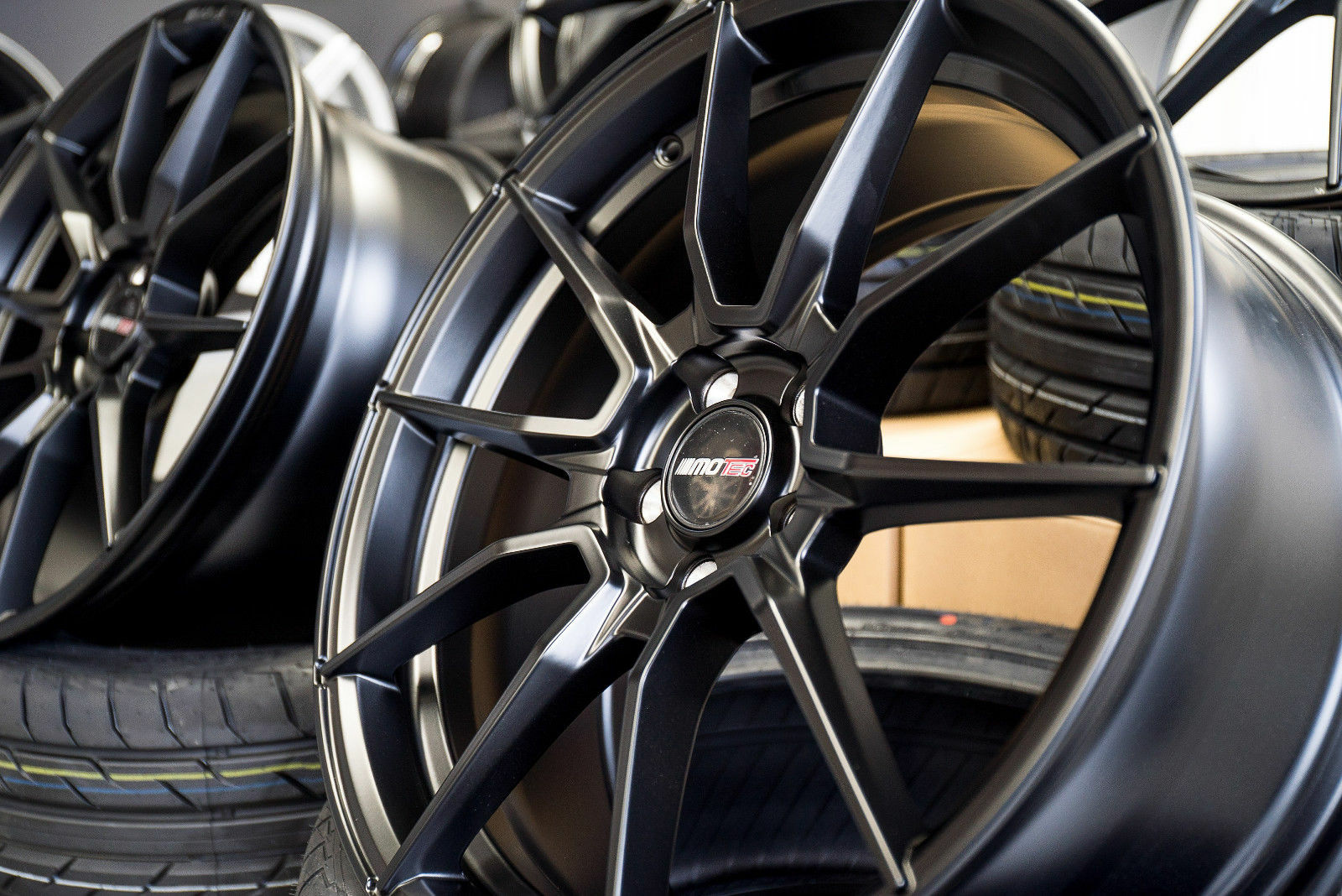 19 Zoll Motec Ultralight MCR2 Alu Felgen 5x114,3 für Kia Hyundai Mazda ...