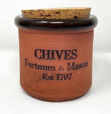 VTG Fortnum & Mason Small Terracotta Jar CHIVES Herb / Spice Suffolk ...