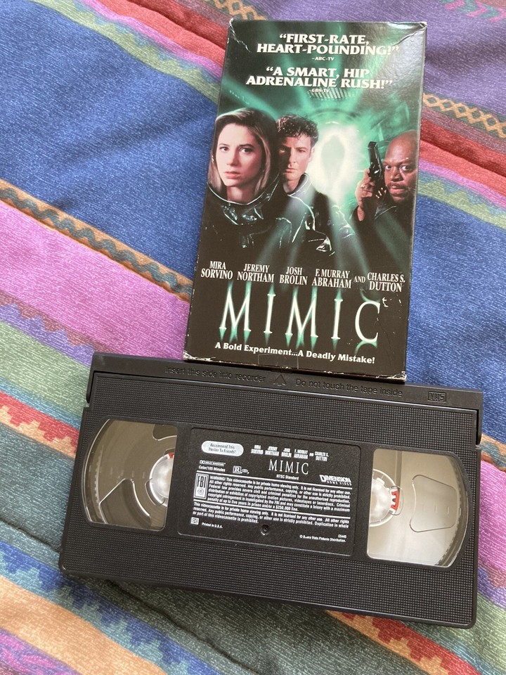 Mimic 1998 VHS Guillermo Del Toro Mira Sorvino Horror Suspense Josh ...