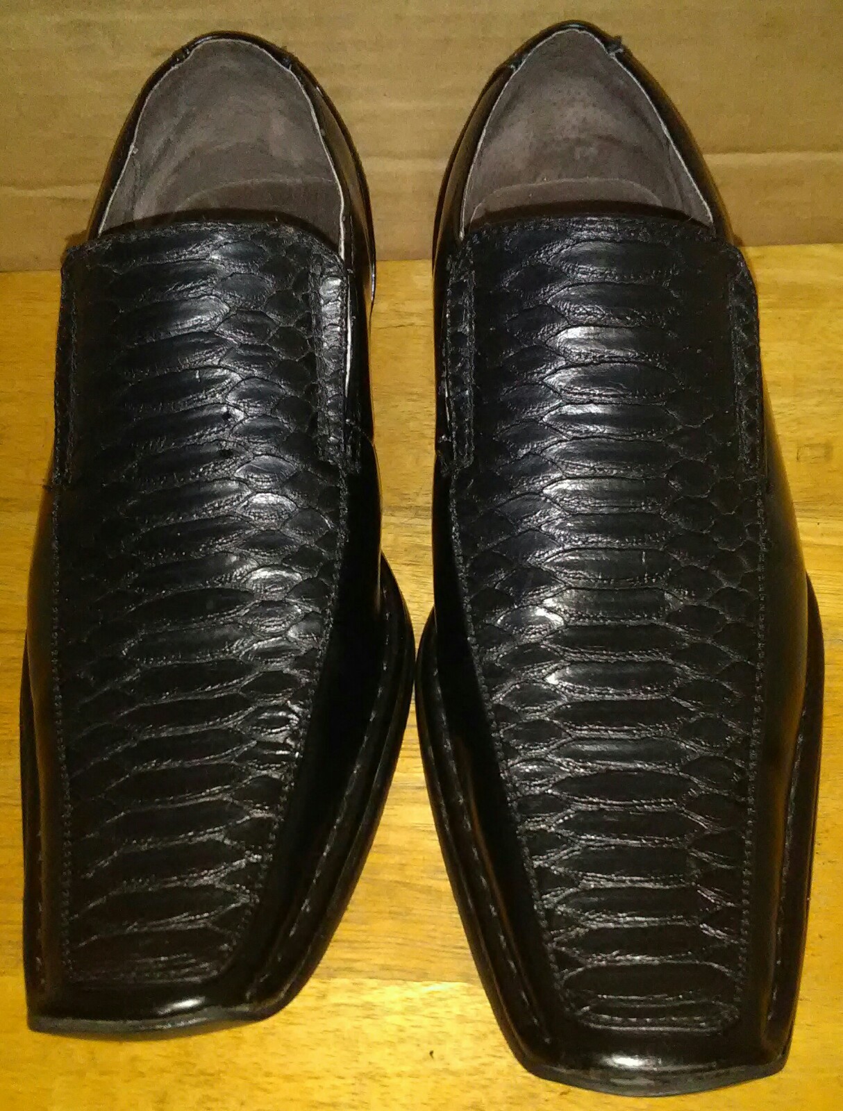 TODD WELSH Croc Black Slip On Shoes. Size 10 | eBay