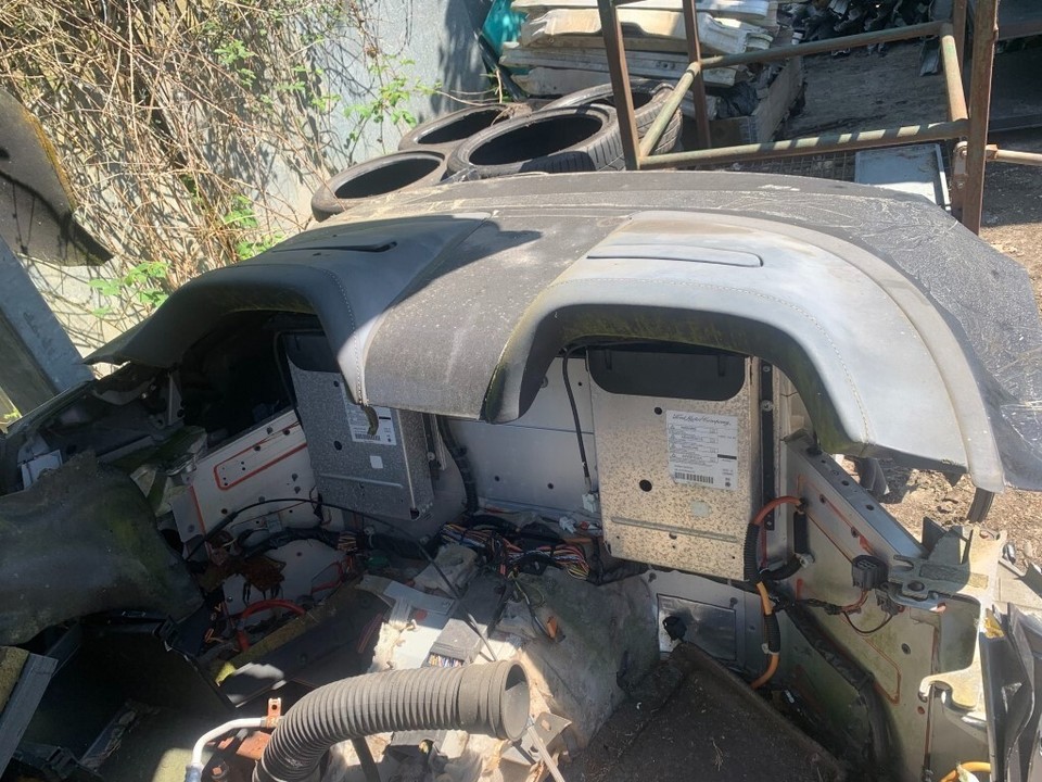 Aston Martin Vantage Tonneau Cover Parts Clam Shell | eBay UK