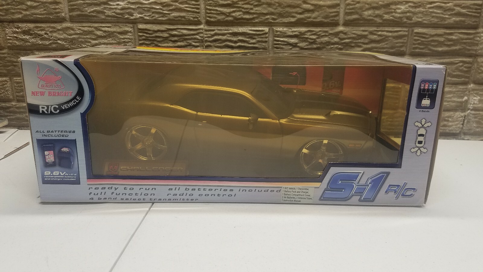 New Bright DODGE CHALLENGER R/T 49 MHz Silver 9.6V Remote Control Car 1 ...