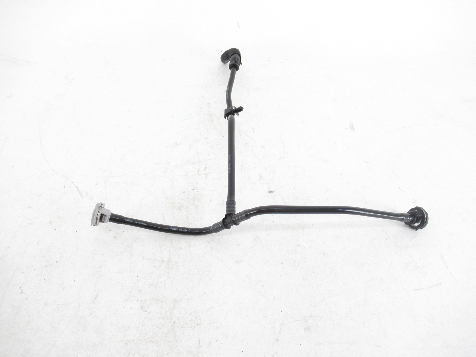 Genuine OEM Audi 8R0-121-081-P Engine Coolant Reservoir Hose 2009-12 Q5 ...