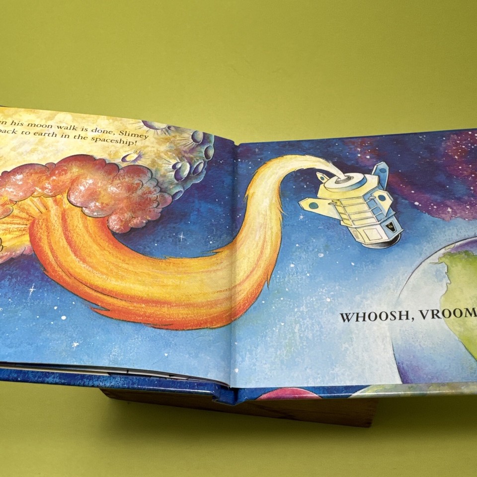 VTG Muppets Sesame Street Slimey to the Moon Book & Puppet Astronaut ...