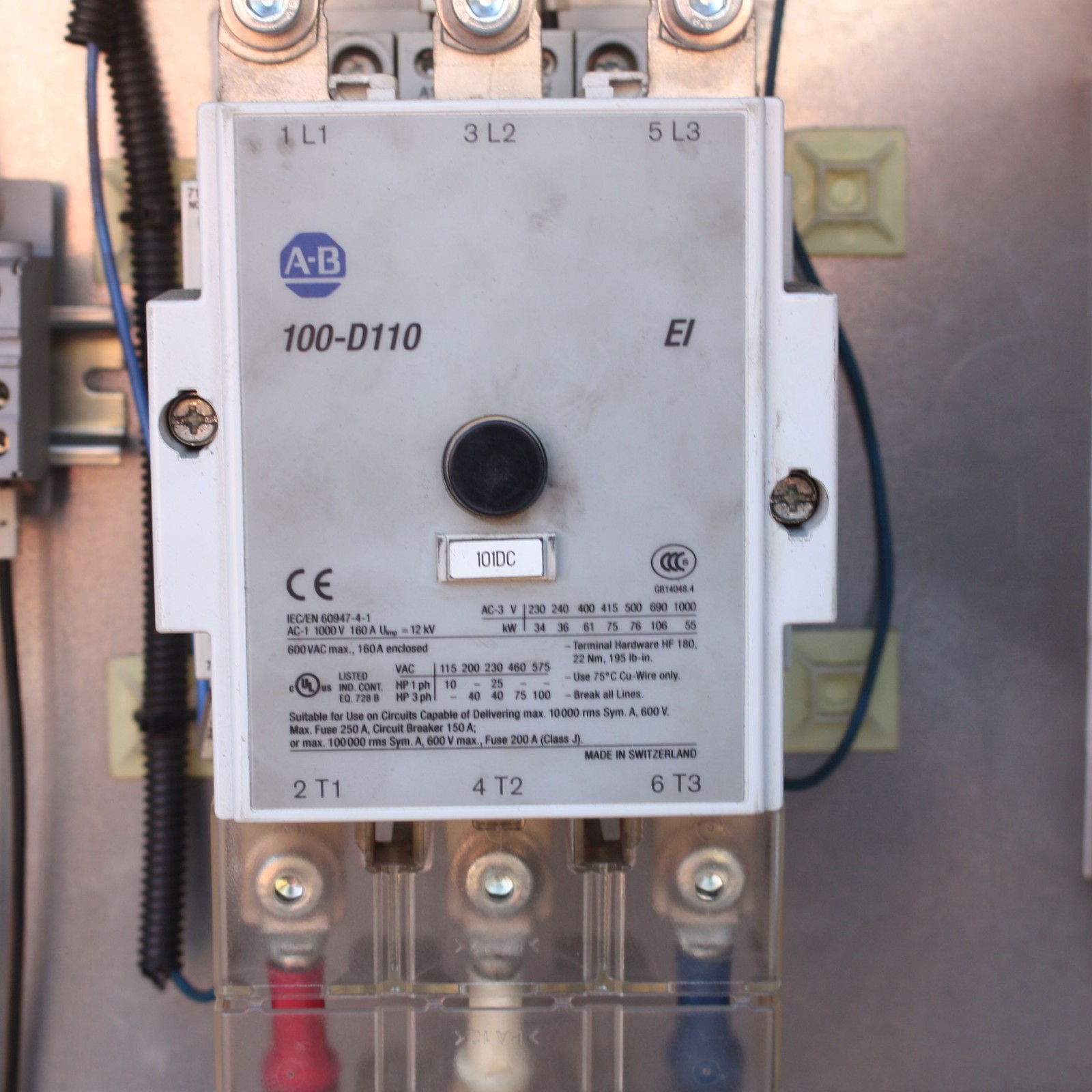 Rittal drive cabinet Allen Bradley 100-D110 contactor 8 motor ...