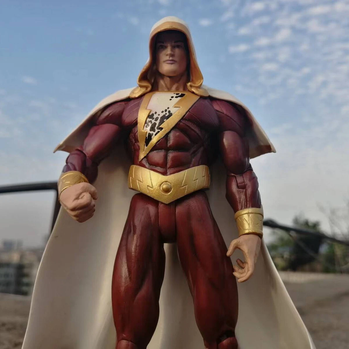 Shazam New 52 Figure