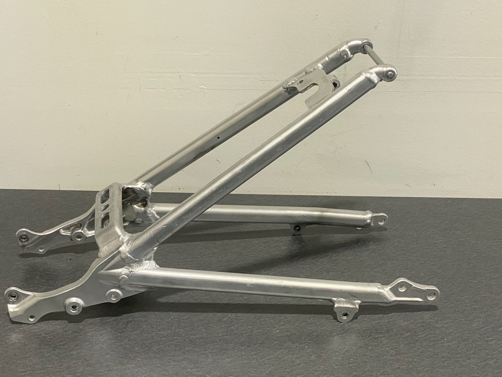 2006-2009 Honda CRF250 Subframe OEM CRF250R CR 250F Sub frame 50200-KRN ...