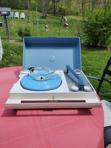 Vintage Retro Zenith Portable Turntable | eBay