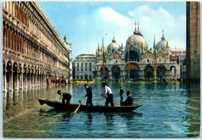 Postcard - Exceptional high tide on S. Mark Square - Venice, Italy | eBay