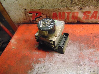 01 03 02 04 Volvo XC70 ABS antilock brake pump module p08671225 ...