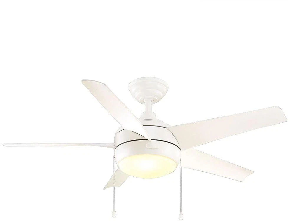 Windward 44 In Indoor Matte White Ceiling Fan With Light Kit | Shelly ...