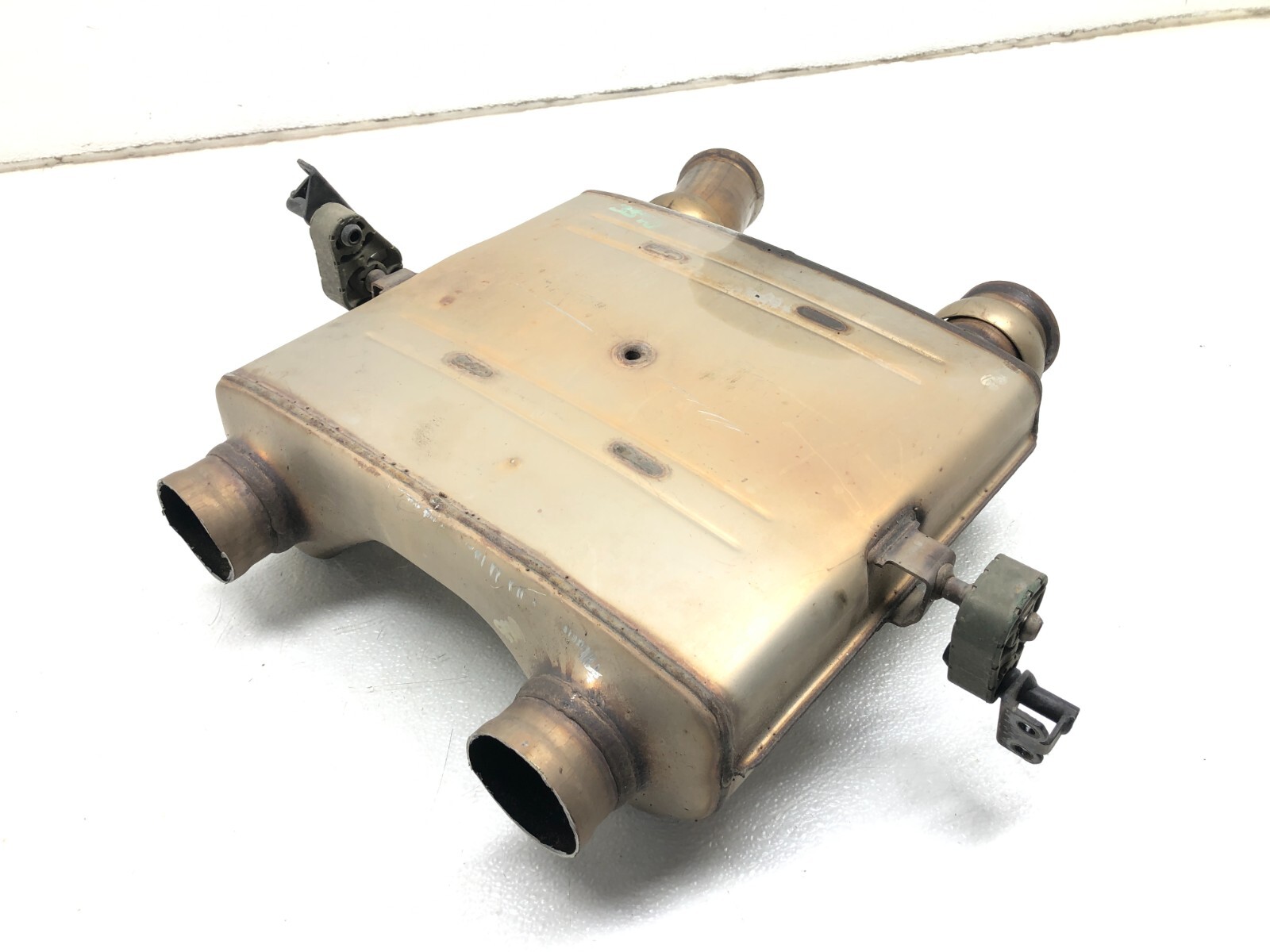 MERCEDES W166 Ml63 Ml550 AMG Sport Mid Pipe Exhaust Muffler Assembly ...