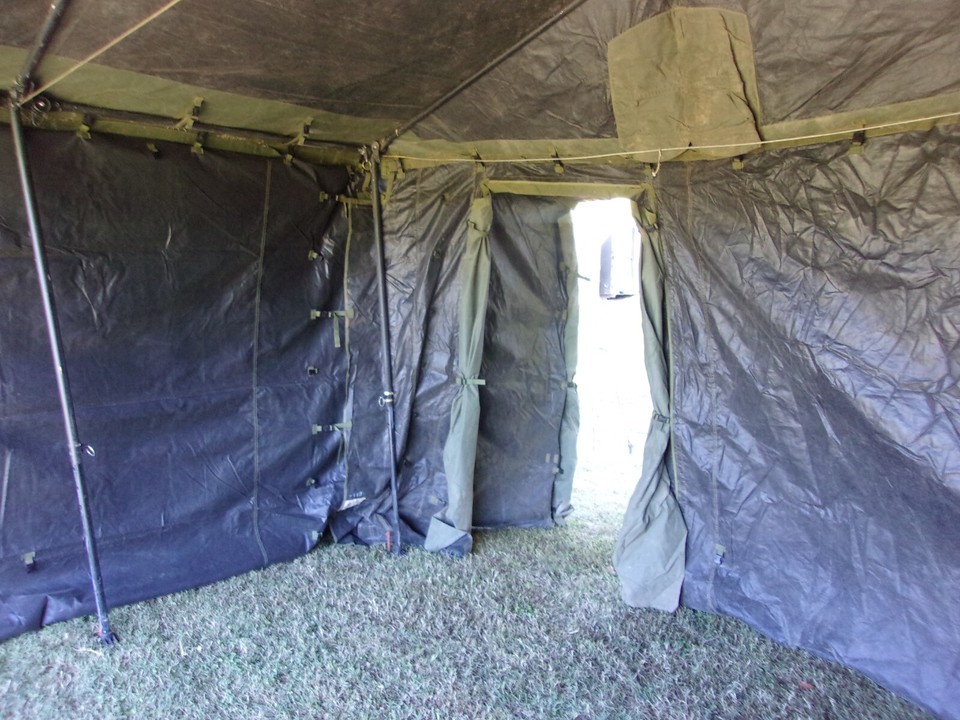 MILITARY SURPLUS 11x11 COMMAND POST (MCPS) TENT +FLOOR... USED ..GOOD ...