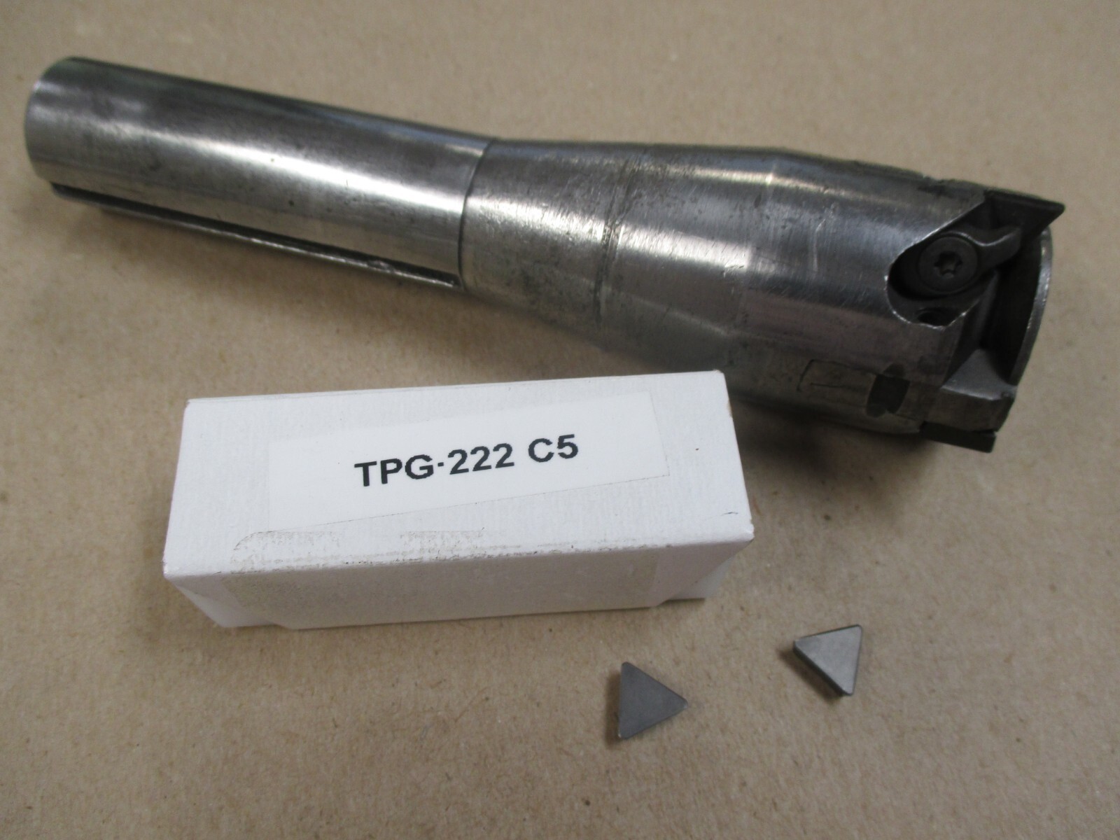 USED 1-3/8" Indexable 3-Flute Endmill on R-8 Arbor w/ 10 New TPG-222 Inserts | eBay