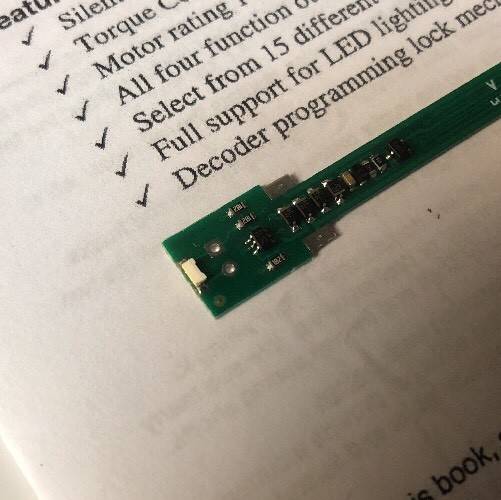 NCE 122 N12A1 N14A1 Decoder w/ LED's Atlas N Scale SD50 SD60 Plug-n ...