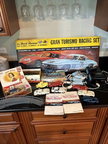 VINTAGE LOT OF 1/24 MONOGRAM REVELL. 5 SLOT CARS TRACK CONTROLLERS Gran ...