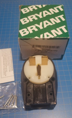 NEW BRYANT 9630-ANPB ANGLE PLUG 30A 250V 49YY46 | eBay