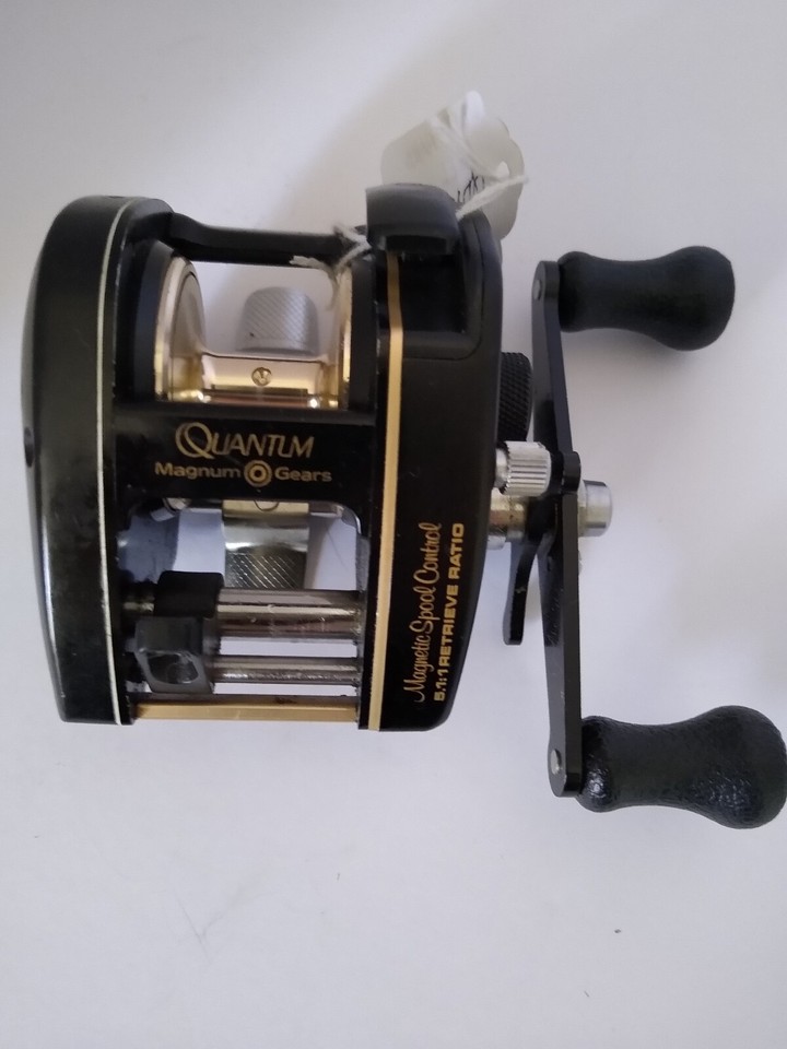 Vintage Quantum Zebco QD1310 Left-Handed Graphite Casting Reel Japan ...