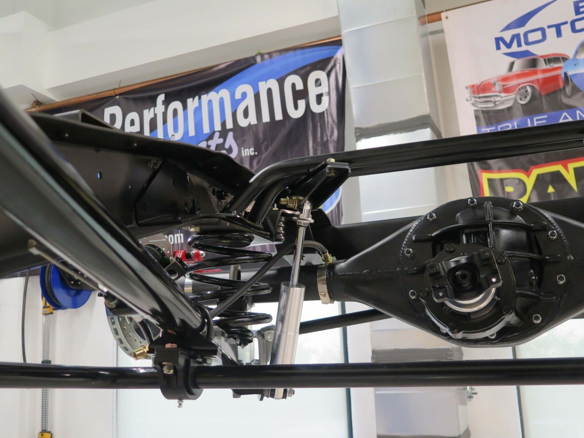 Pickup Truck Rear Shock Relocation Conversion Kit For Lowered