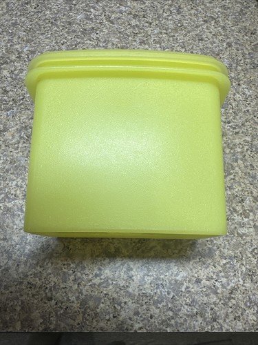 Tupperware Shelf Saver #1243-5 W/Lid #1244-8 Bright Yellow Vintage USA ...