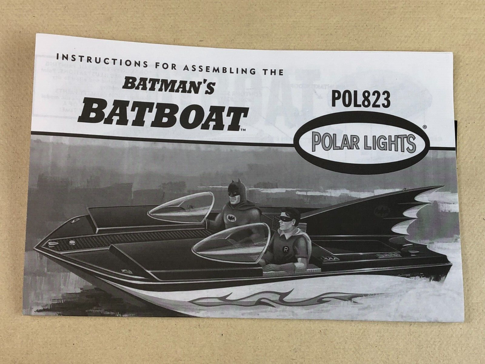Polar Lights 1:25 Scale Plastic Model Kit BATMAN BATBOAT ROBIN ...