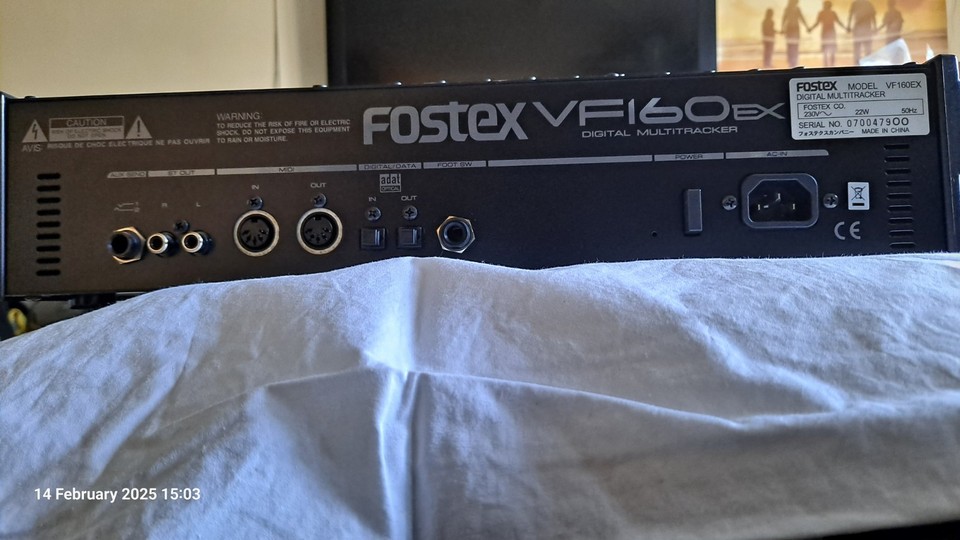 FOSTEX VF160EX 16 CHANNEL Digital Multitracker 40GB HDD DVD ROM CD ...