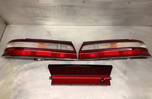 Toyota Chaser JZX90 / GX90 Facelift / Kouki Rear Lights & Center Panel ...