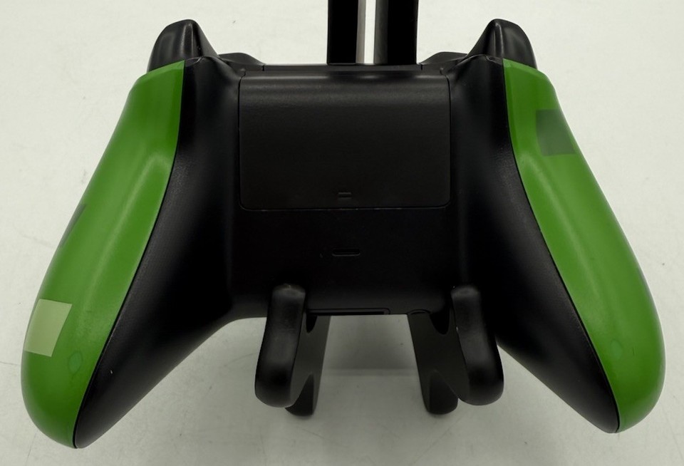 Microsoft Xbox One Minecraft Creeper Edition Wireless Controller Green ...