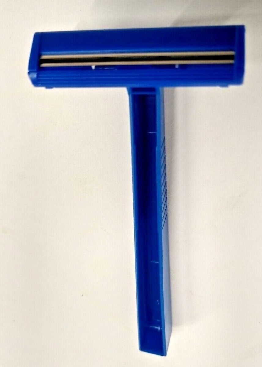 LOT OF 100 Twin Blade Blue Disposable Razors ...