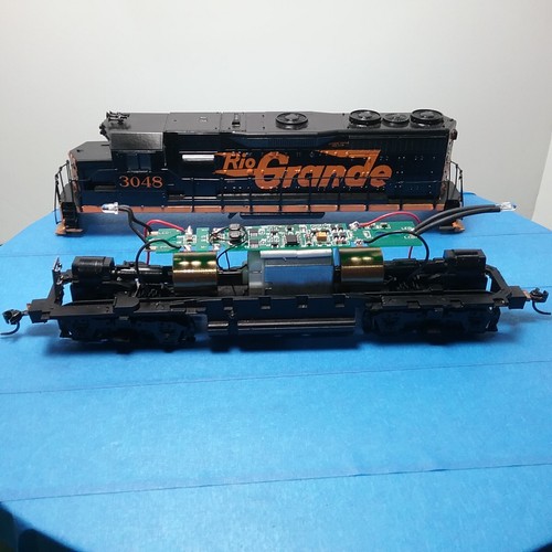 HO Athearn EMD GP-35 Denver & Rio Grande re-motored with DCC | eBay