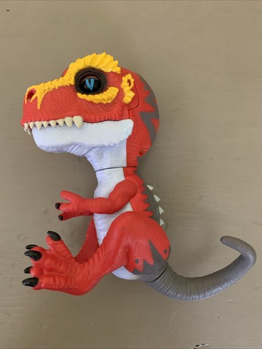 Fingerlings Untamed Dinosaur T-Rex Ripsaw Red WowWee 2017 Toy Raptor ...