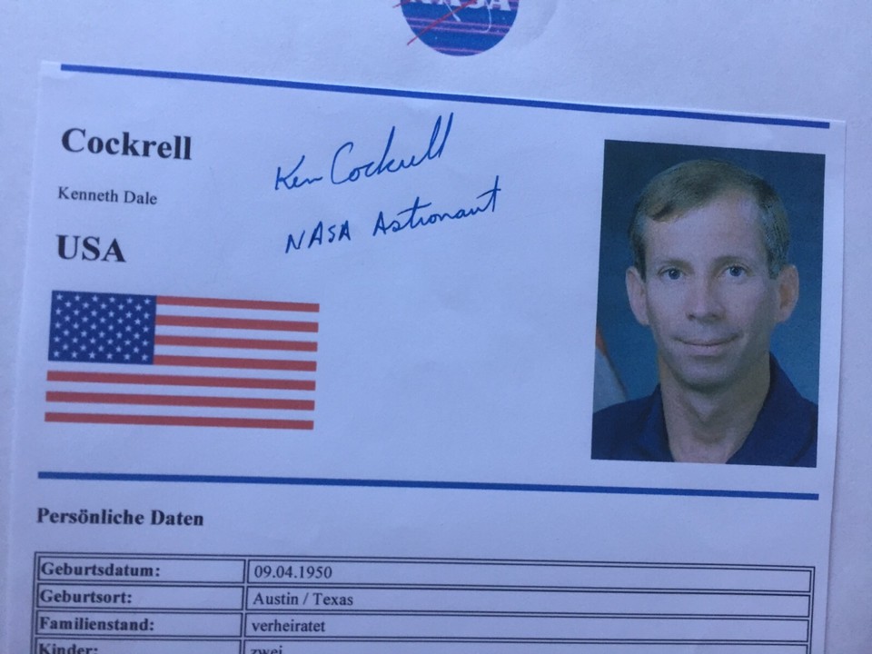 Autograph KENNETH COCKRELL-NASA astronaut-STS-111/-98/-80-original ...