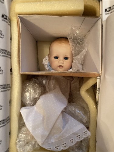 "Baby Coos" Doll LE Designer Guild Collection USPS Stamp Dolls Series ...