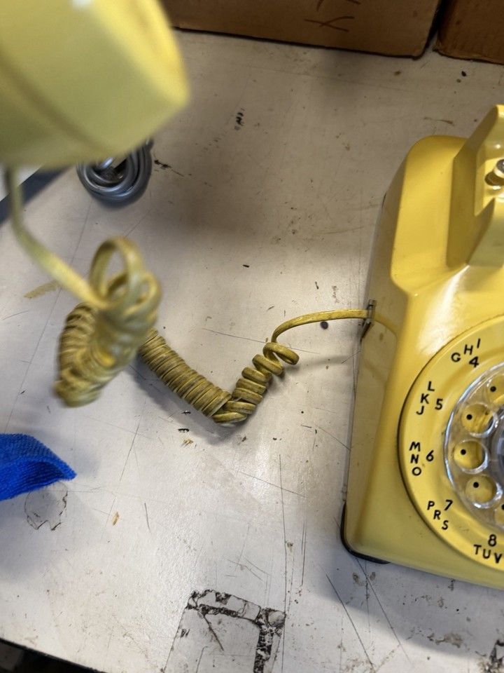 Vintage 1980’s AT&T YELLOW Desk Rotary Dial Phone 500DM | eBay