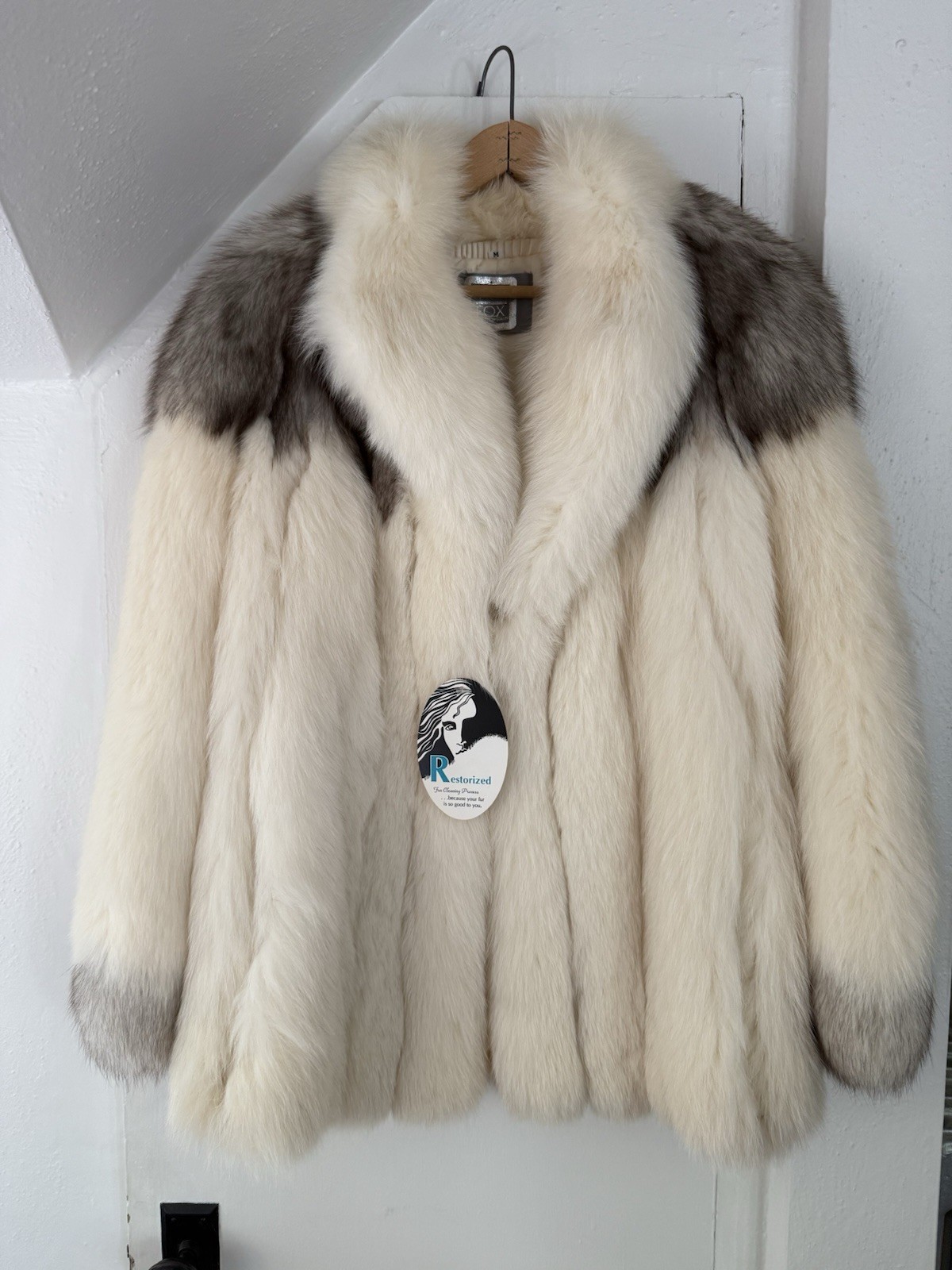 RARE Saga Fox Shadow Fox Fur Coat/Jacket Two Tone Wom… - Gem