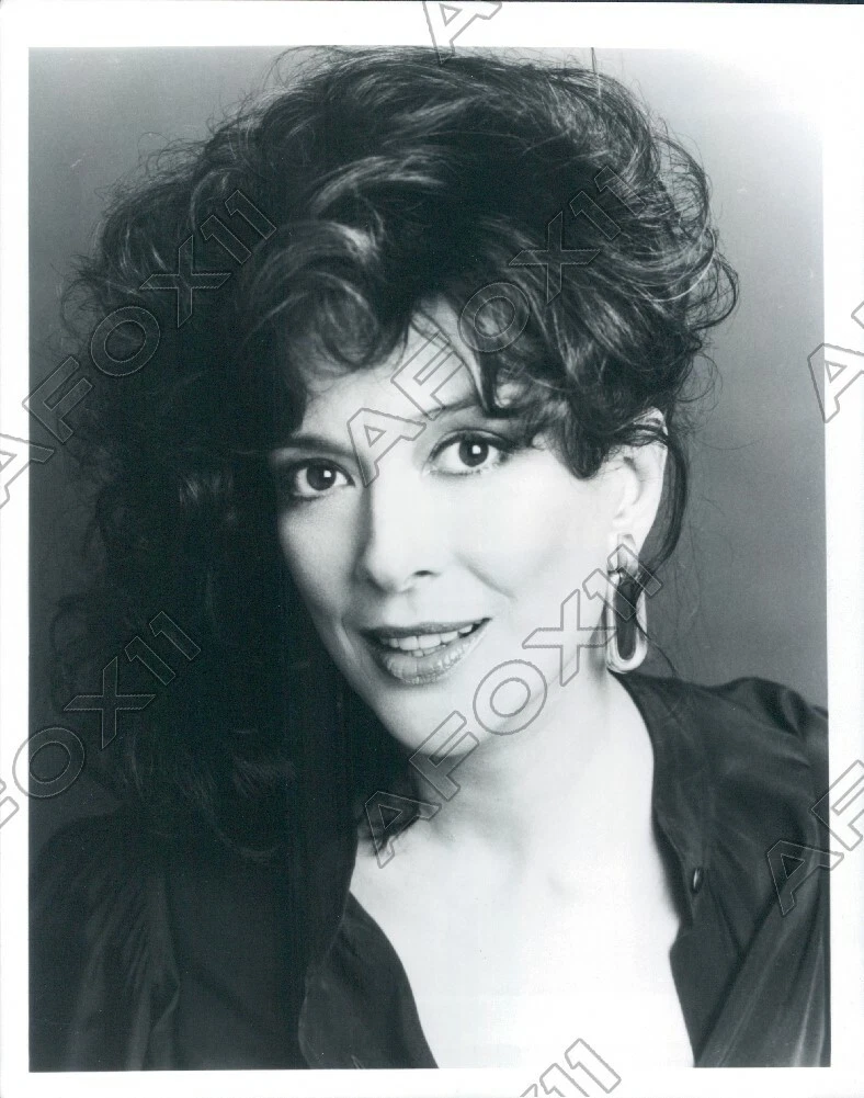 Young Dixie Carter