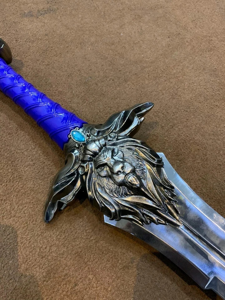 40'' world of Warcraft Royal Guard WOW sword Alliance Lion Head ...