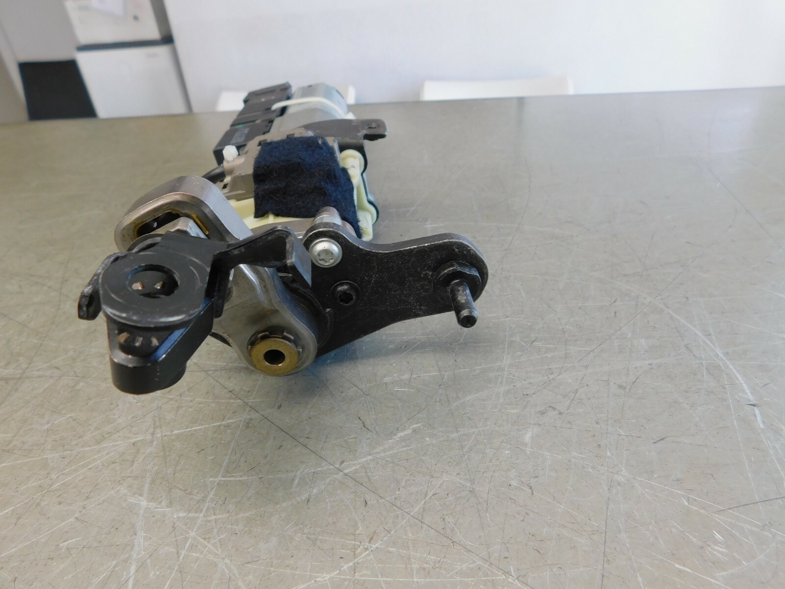 09 - 16 Audi Q5 8R Rear Left LH Driver Side Hatch Lift Gate Motor OEM ...