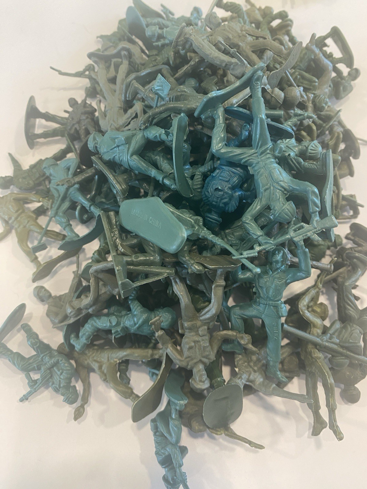 Lot of 100+ Green Plastic Mini Army Men Action Figures Toy Soldiers | eBay