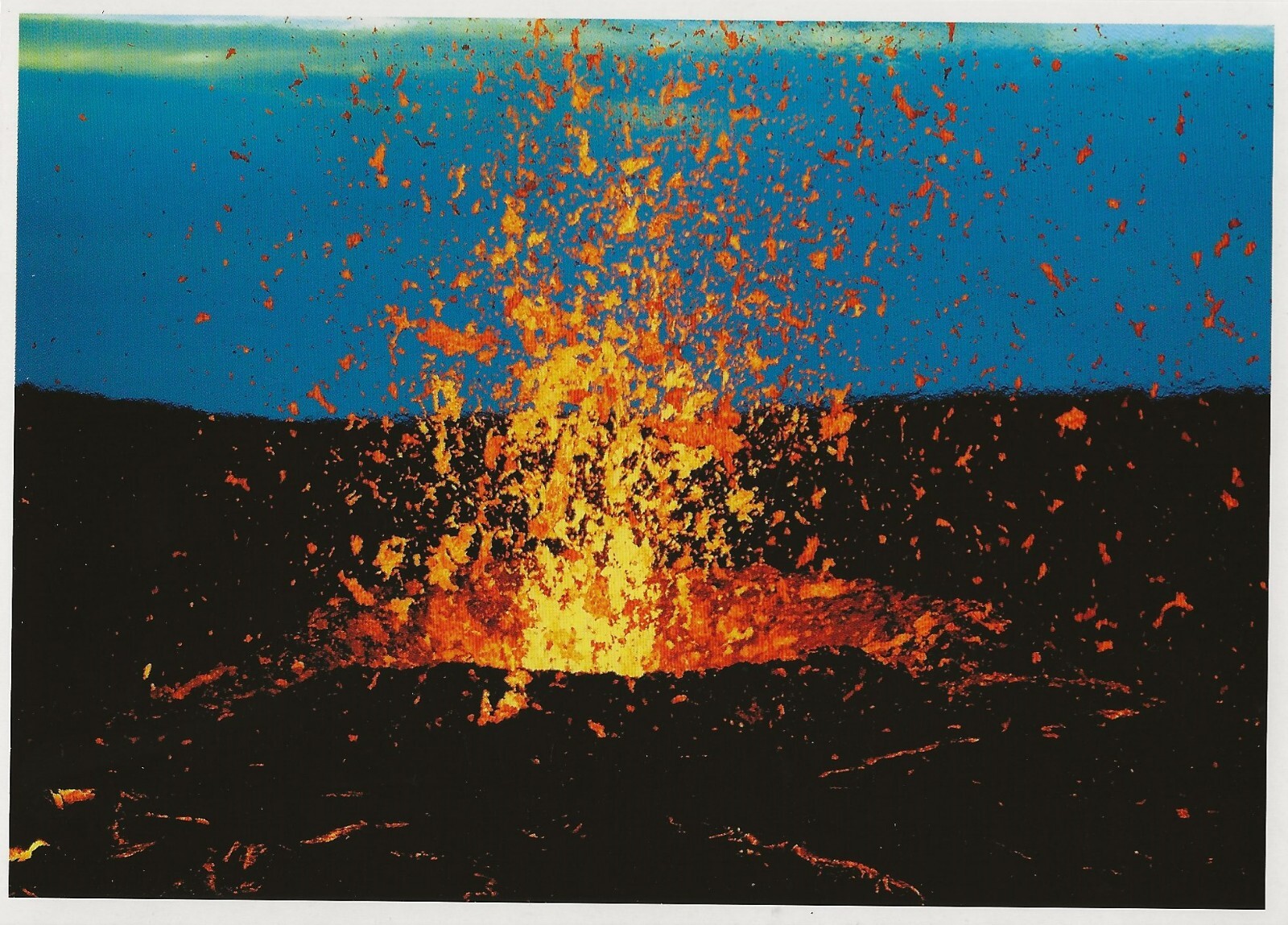 POSTCARD Big Island Hawaii Volcanoes Nat'l Park Lava Gold Splatter MINT ...