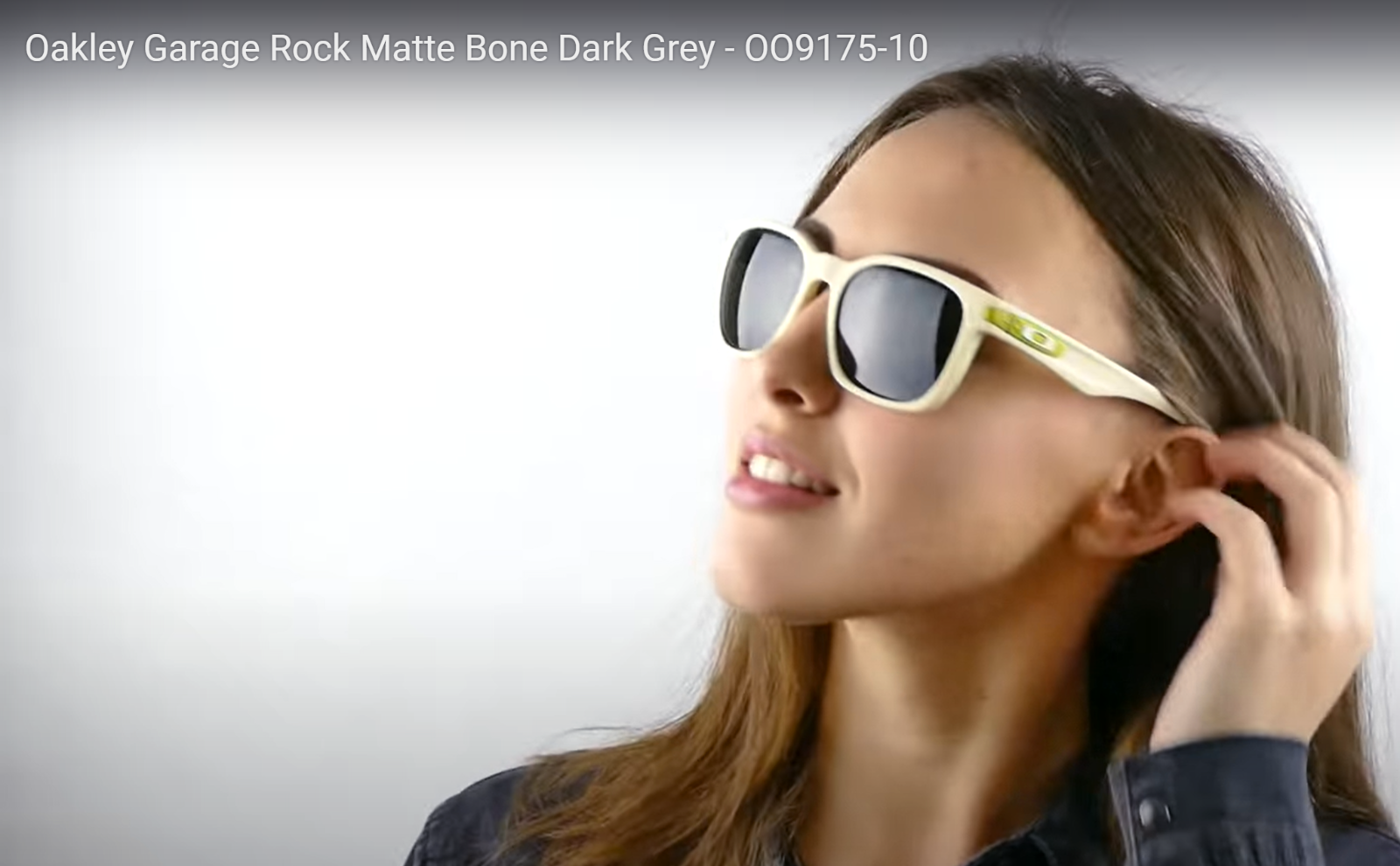 OAKLEY - Garage Rock sunglasses - OO9175-10 Matte Bone - Grey lens ...