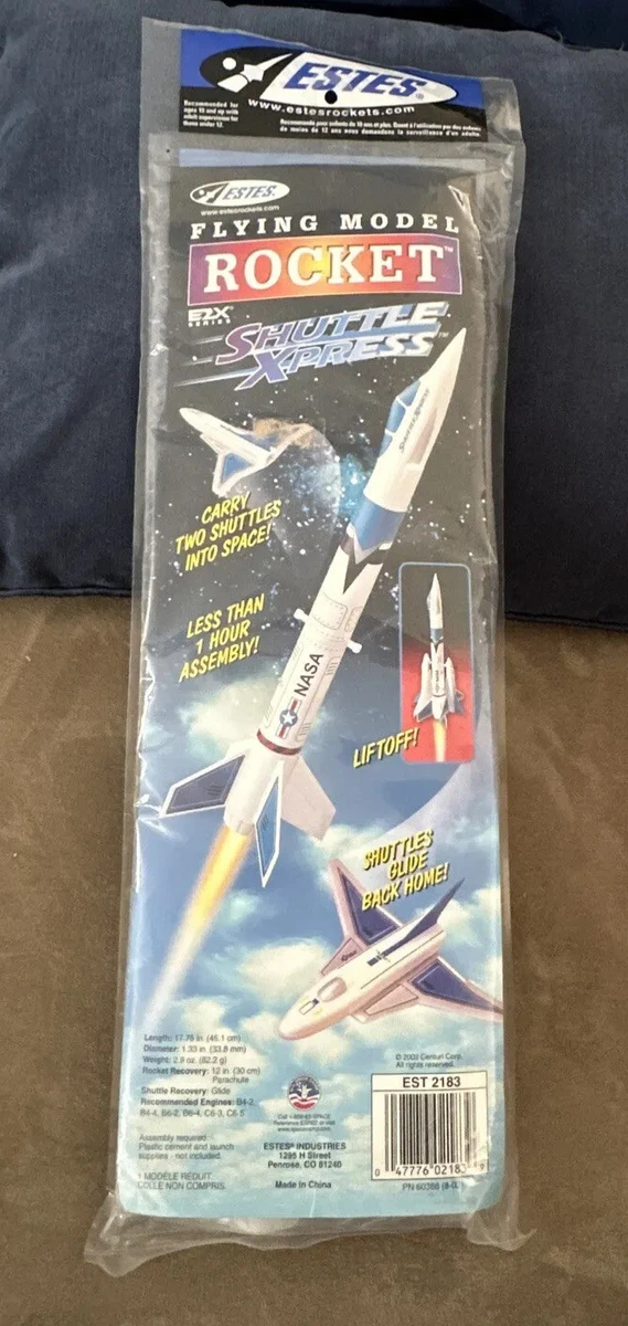 Space Shuttle Flying Model Rocket Kit