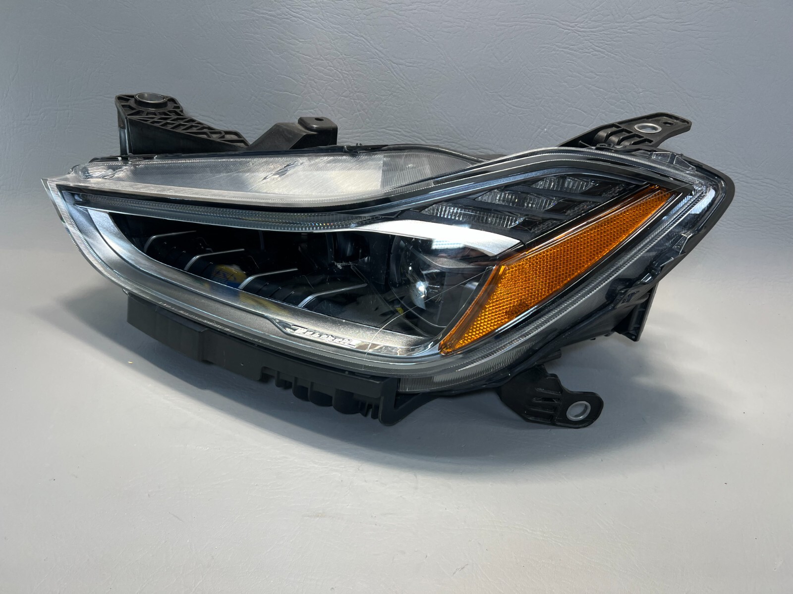 2018 - 2020 Maserati Ghibli Granlusso Gransport Left Side Full LED ...