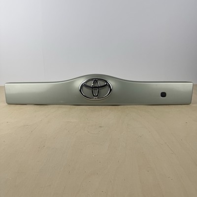 2004-2009 Toyota Prius Trunk Tailgate Garnish Molding Green OEM 76801 ...
