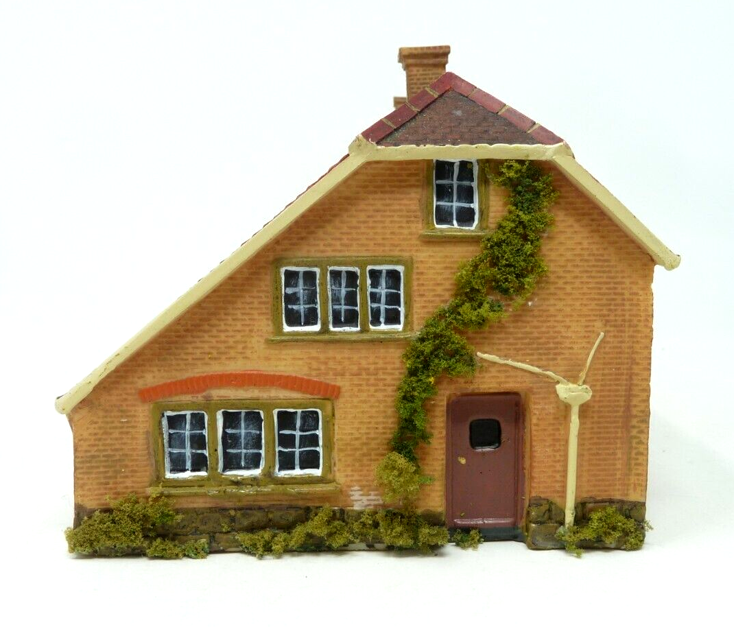 SCENIX EM6007 OLD ENGLISH FARMHOUSE OO GAUGE DIORAMA BUILDING | eBay UK