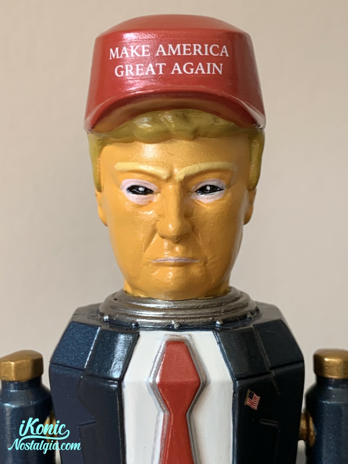 DONALD TRUMP STATUE FIGURINE: "TRUMP BOT" ROBOT FIGURINE COLLECTIBLE ...