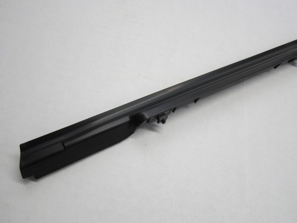 OEM Mercedes E300 2017 2018 2019 2020 Front Left Door Shell Seal ...