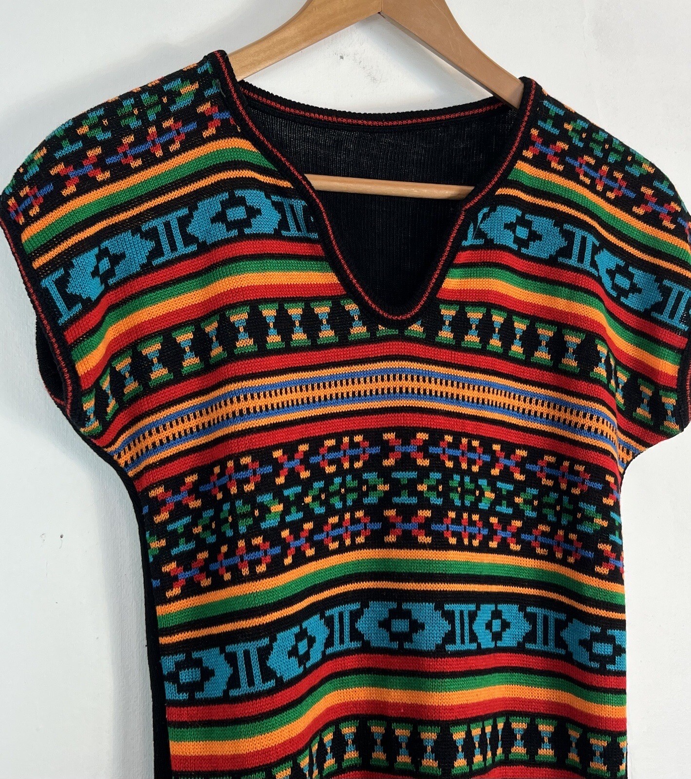 true Vintage 70s Retro Groovy rainbow S/S tribal Knit Short Sleeve ...