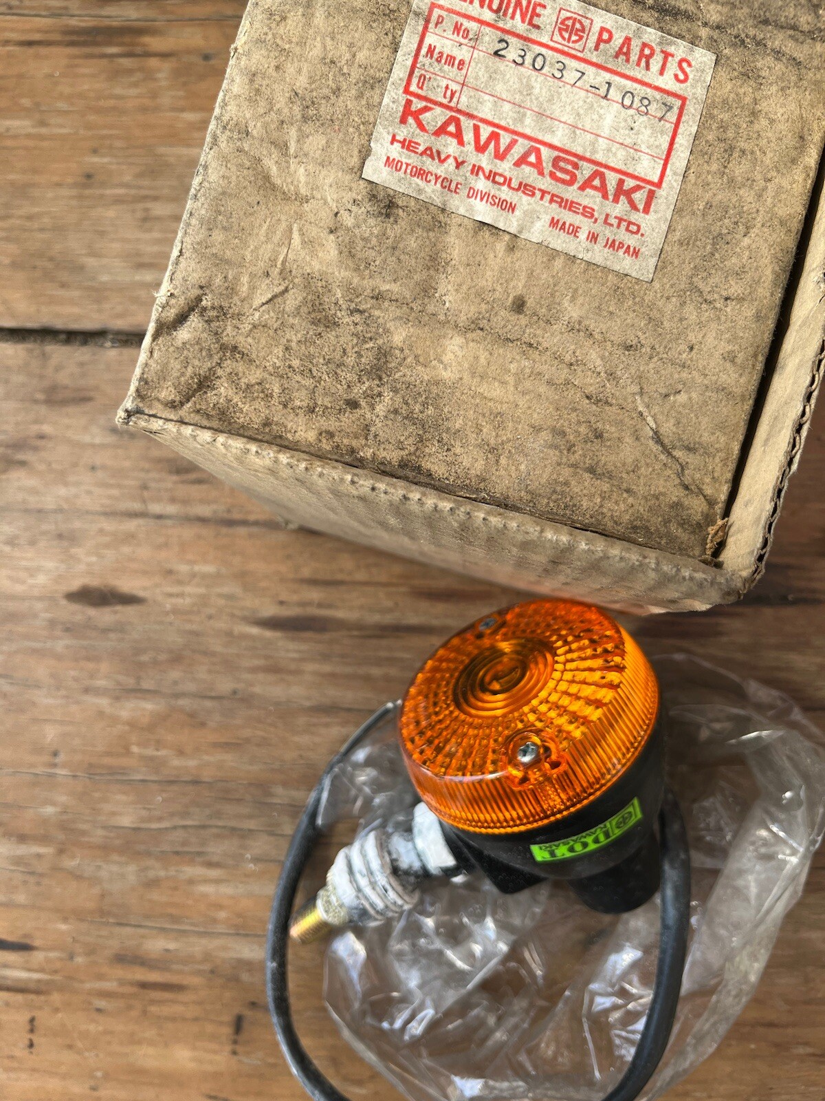 KAWASAKI KE125 KE100 1976-1987 Turn Signal Rear Rotten Rubber 23037 ...